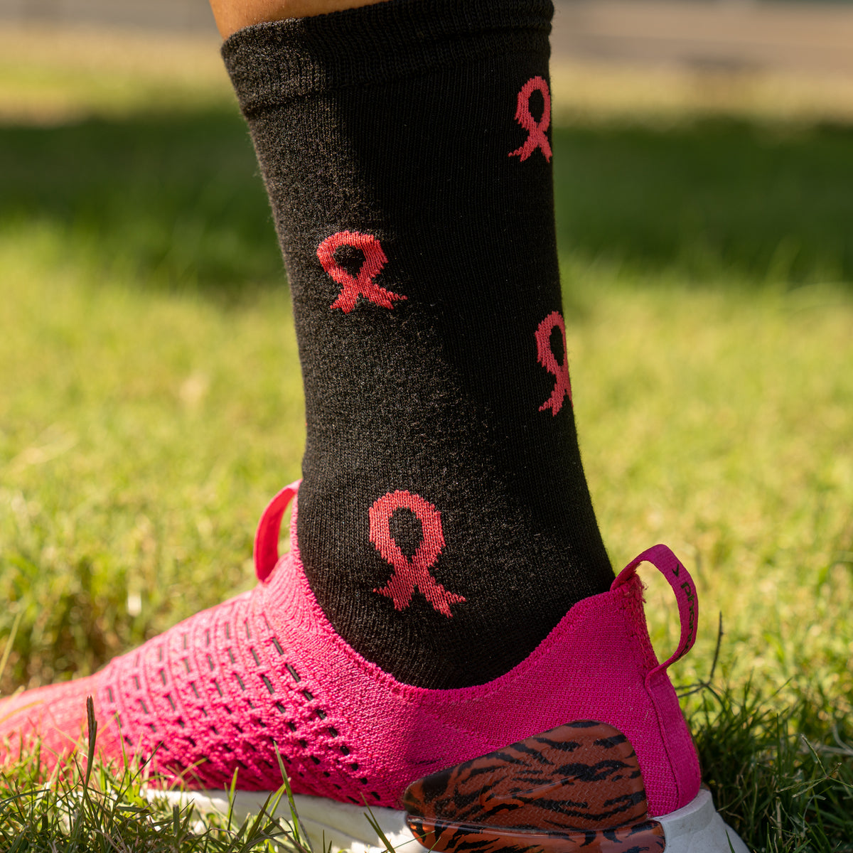 Pink Ribbon Breast Cancer Awareness Socks - Black - NBCF – NBCF Shop